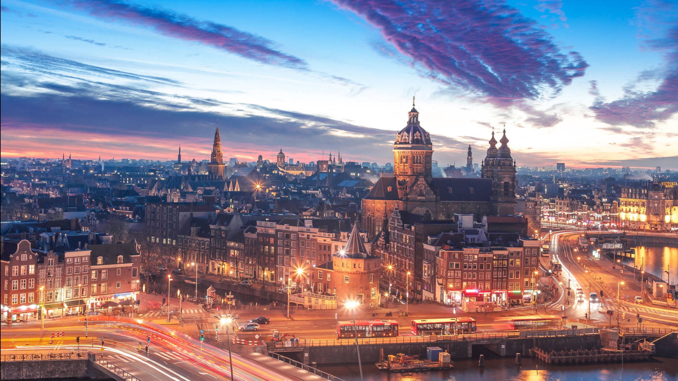 Over Comsenso - Comsenso